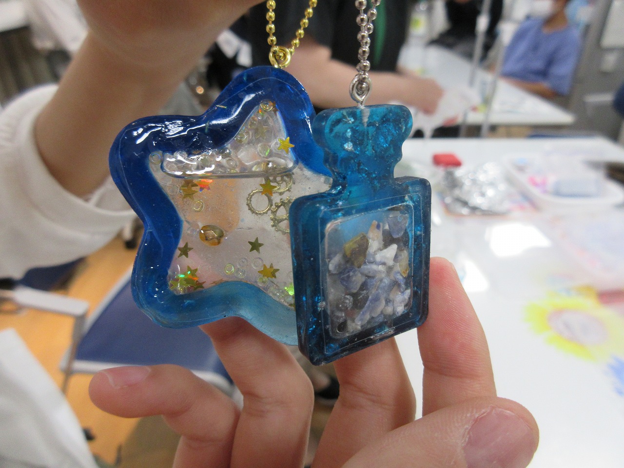 【イベント報告】工作★シャカシャカキーホルダー★ – 中高生ひろば羽田